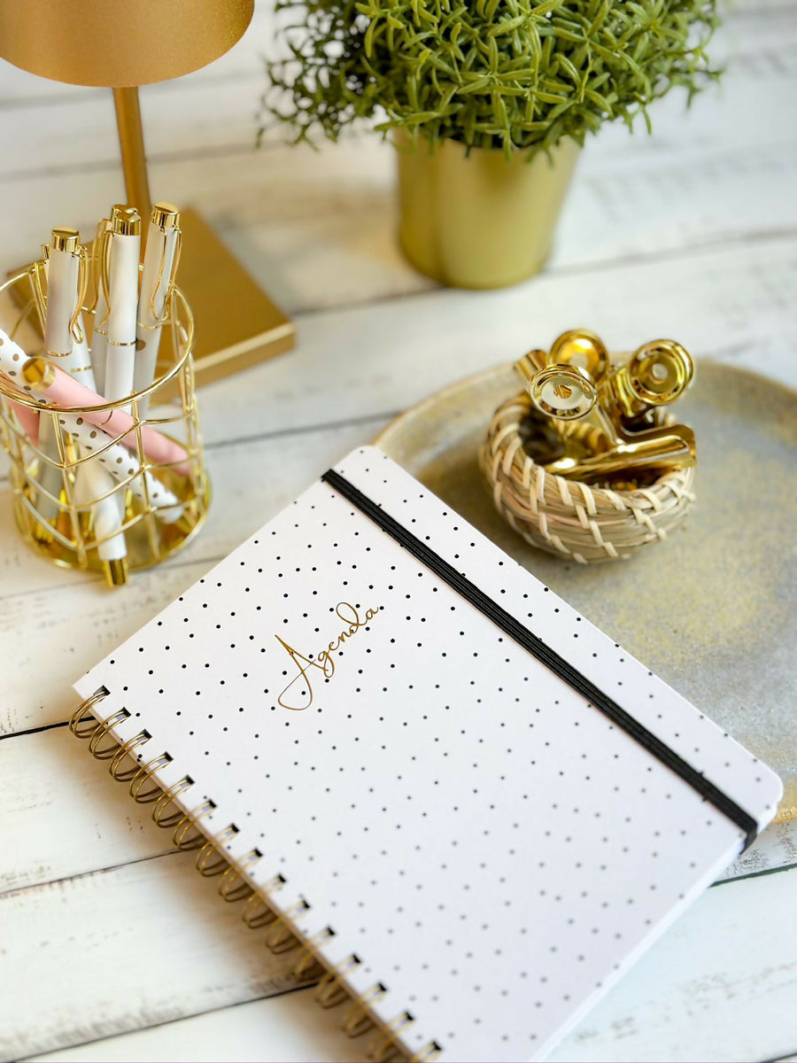 Agenda Anual con Espiral Puntos – Creado en Chile